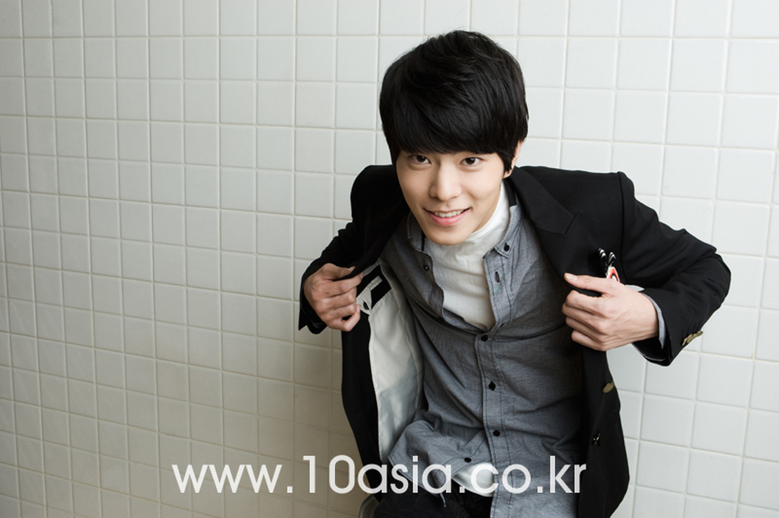 Picture of Hong Jong-Hyeon