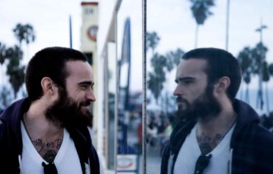 Justin Mentell image