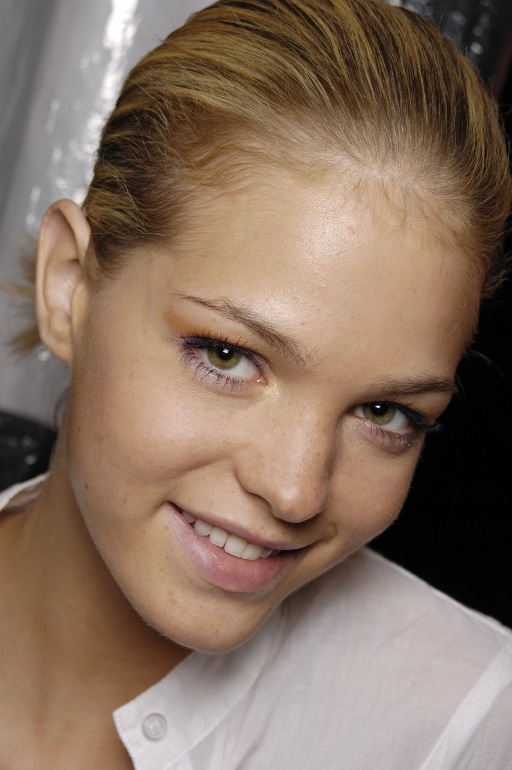 Picture of Erin Heatherton