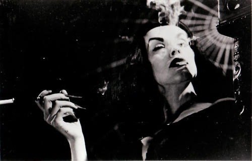 Picture of Vampira