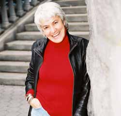 Cris Williamson picture