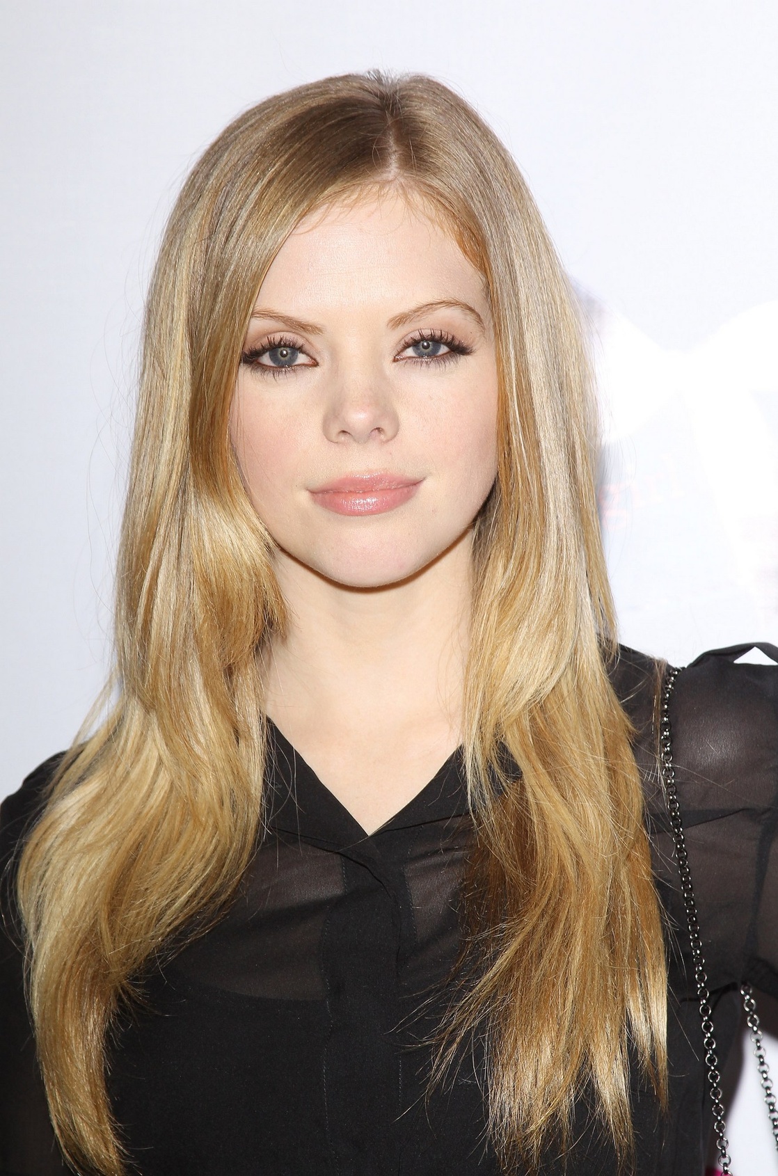 Picture of Dreama Walker