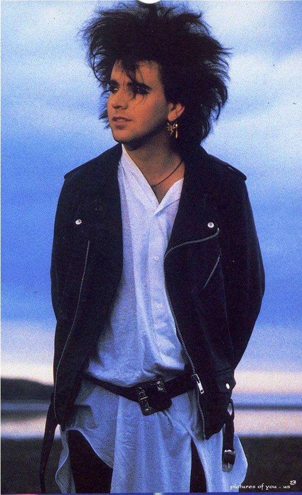 Picture of Simon Gallup