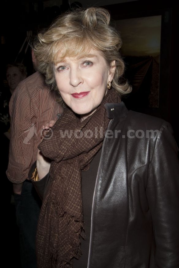 Picture of Patricia Hodge