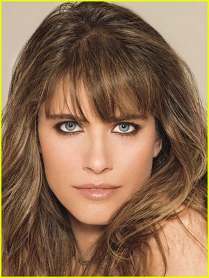 Image of Amanda Peet