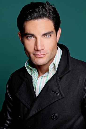 Image of Víctor González