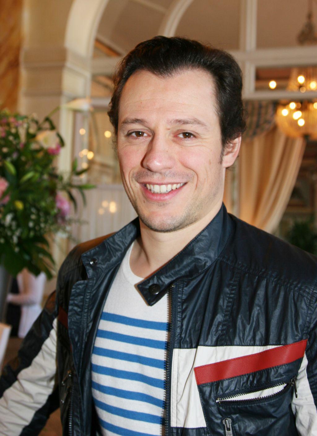 Stefano Accorsi image