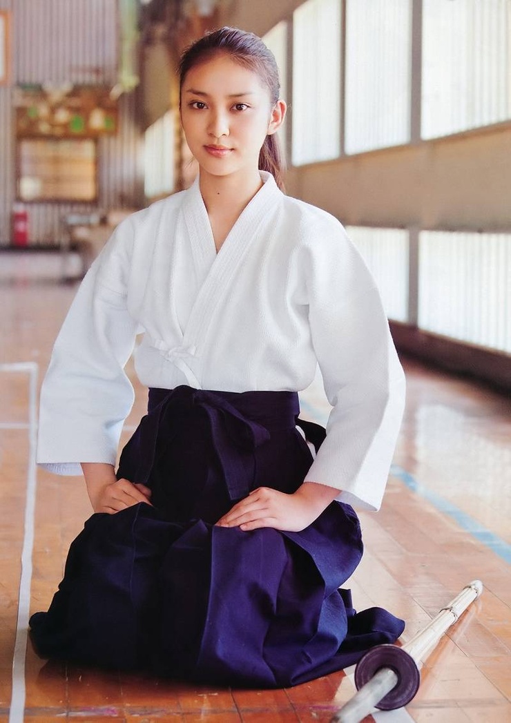 Picture of Emi Takei