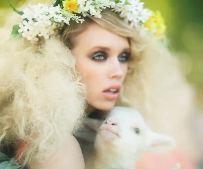 Picture of Lauren Brie Harding