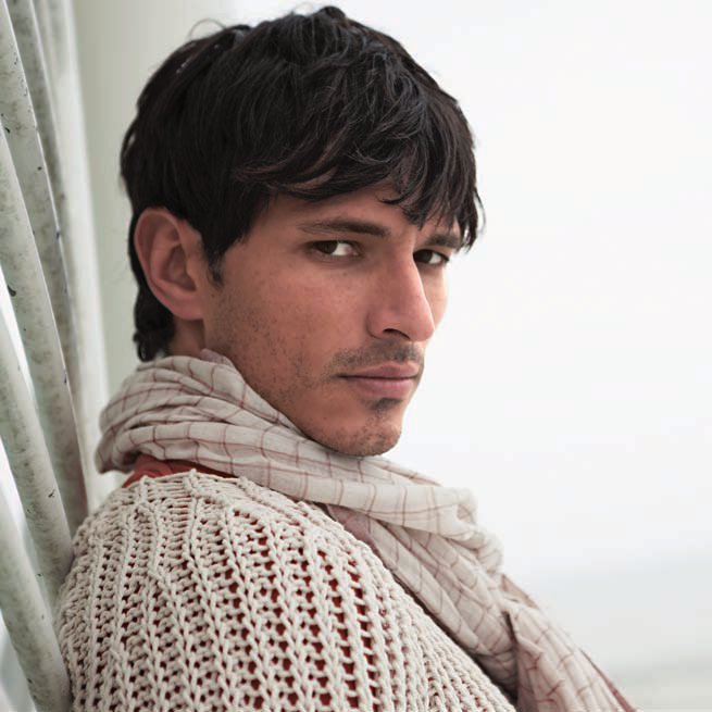 Picture of Andrés Velencoso