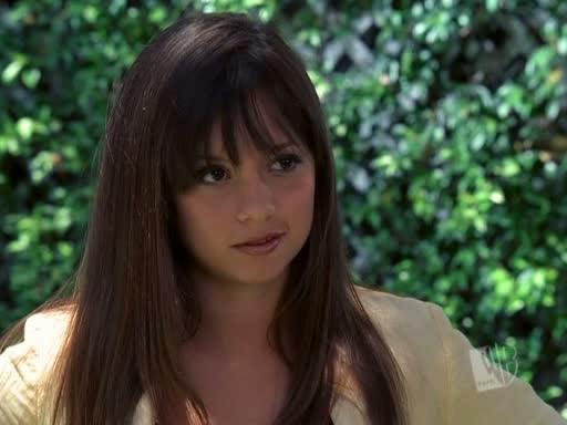 Mackenzie Rosman - 7th Heaven s10ep1