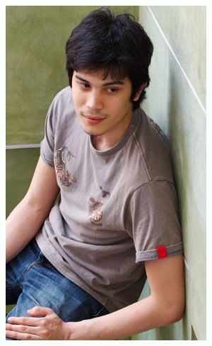 Picture of Sunny Suwanmethanon
