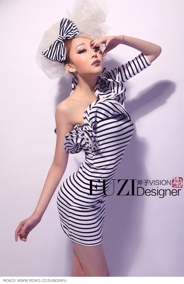 Picture of Qu Yu Tong