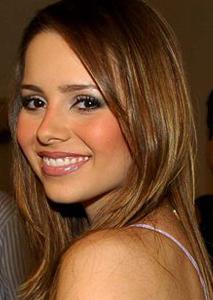 Picture of Sandy Leah