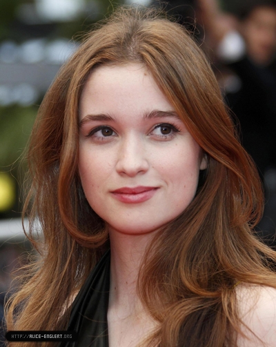 Picture of Alice Englert