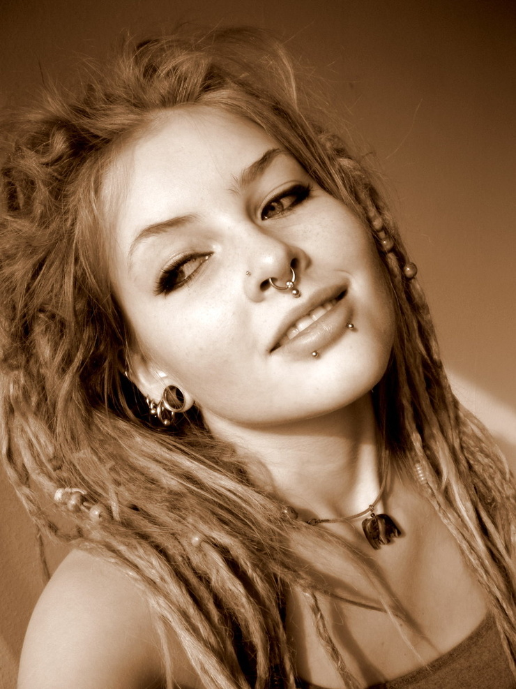 Picture of Anna April