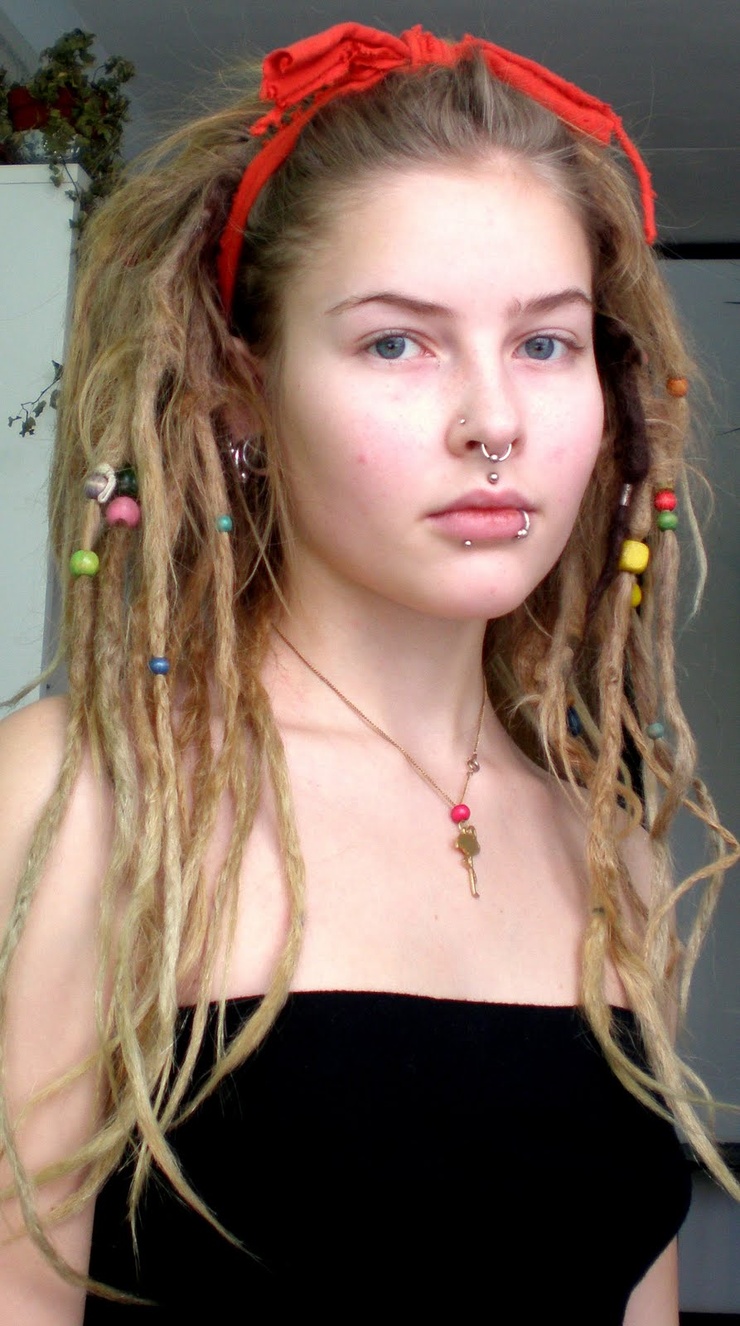 Anna April image