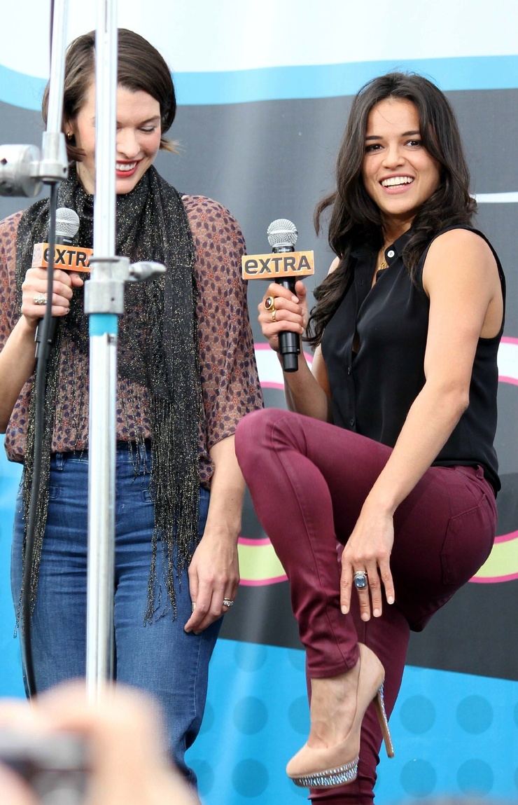 Picture of Milla Jovovich