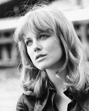 Picture of Fiona Lewis