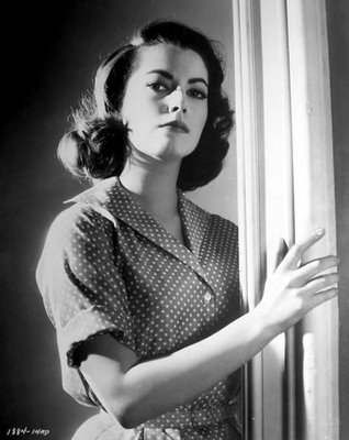 Susan Kohner picture