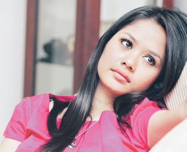Picture of Liyana Jasmay