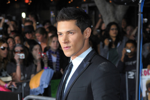Picture of Alex Meraz