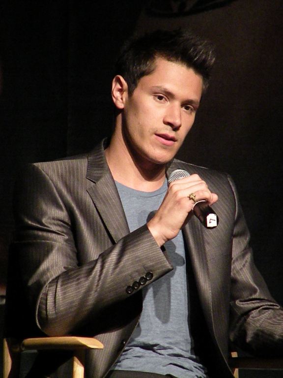 Picture of Alex Meraz