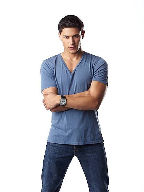 Image of Alex Meraz
