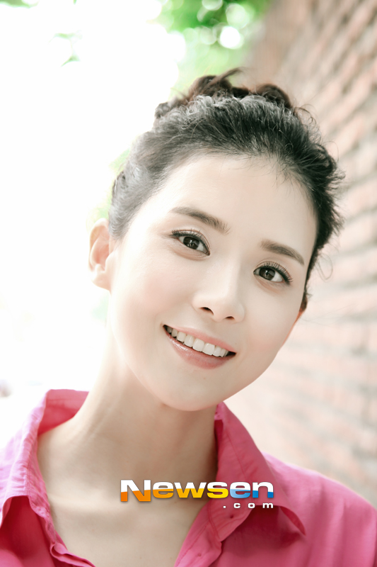 Picture of Bo-young Lee