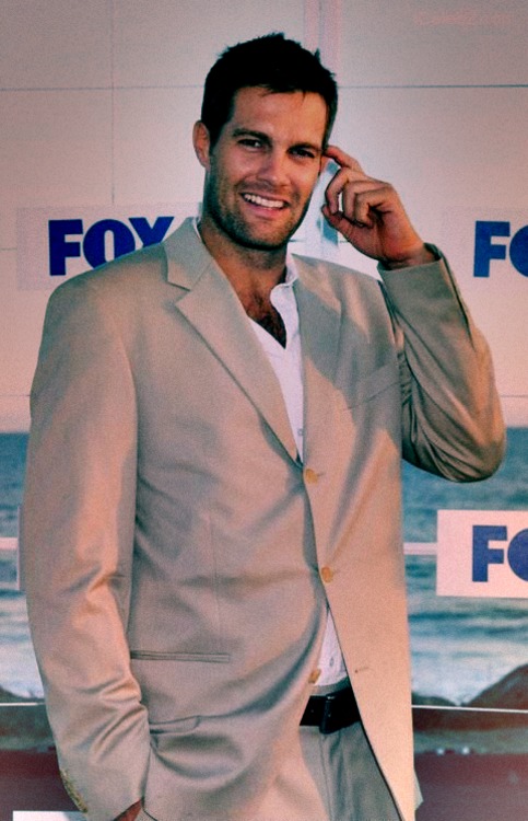 Picture of Geoff Stults