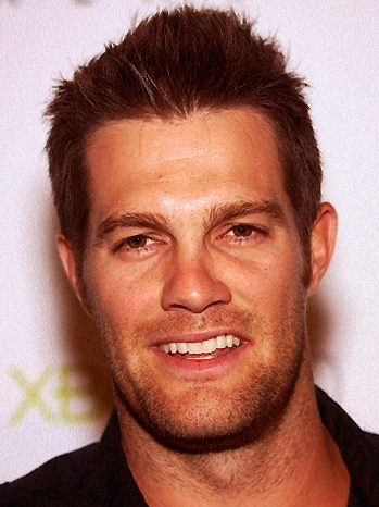 Geoff Stults image