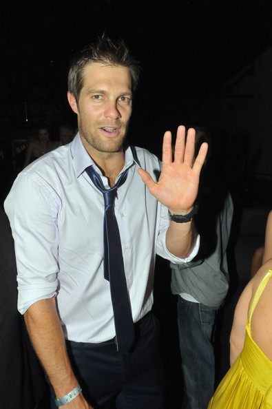 Picture of Geoff Stults