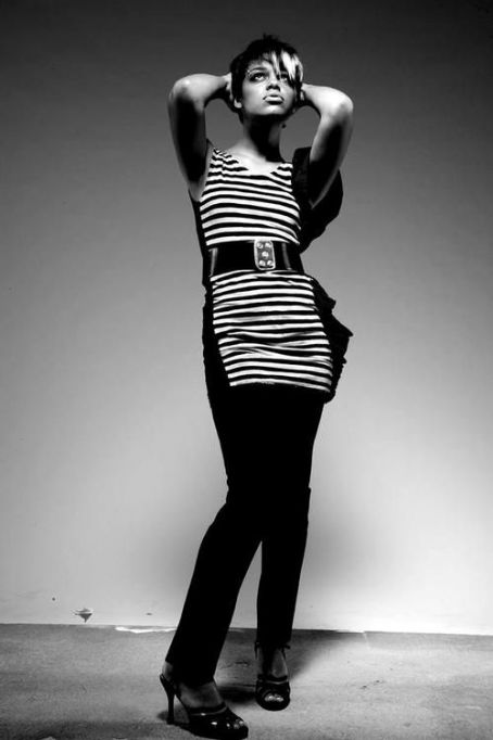 Picture of Fefe Dobson