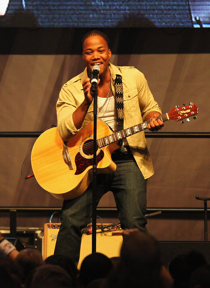 Picture of Leon Thomas III