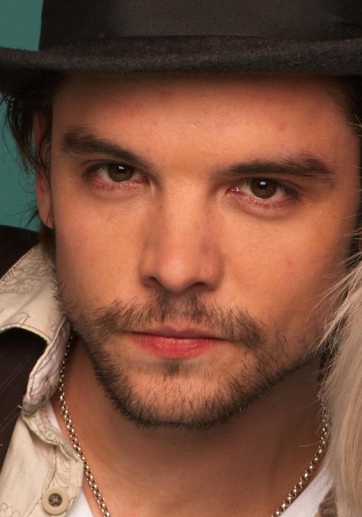 Image of Andrew Lee Potts