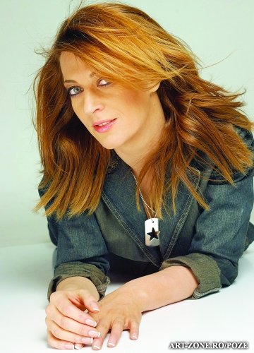 Picture of Laura Stoica