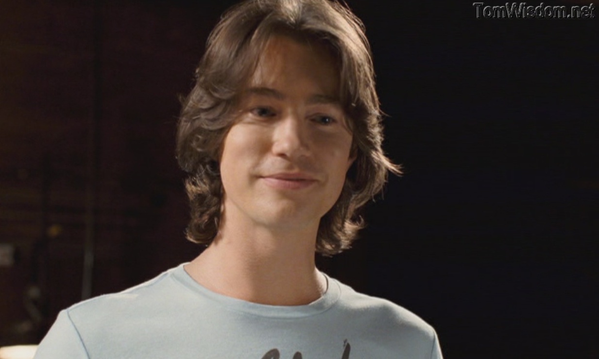 Tom Wisdom image
