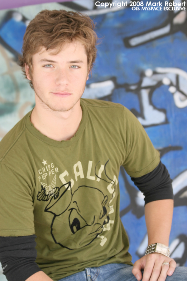 Image of Jeremy Sumpter