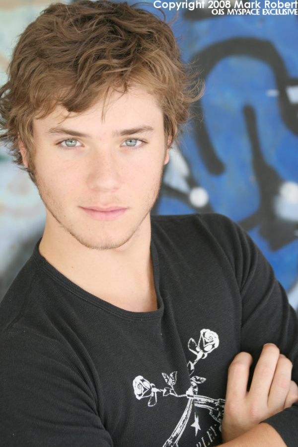 Picture of Jeremy Sumpter