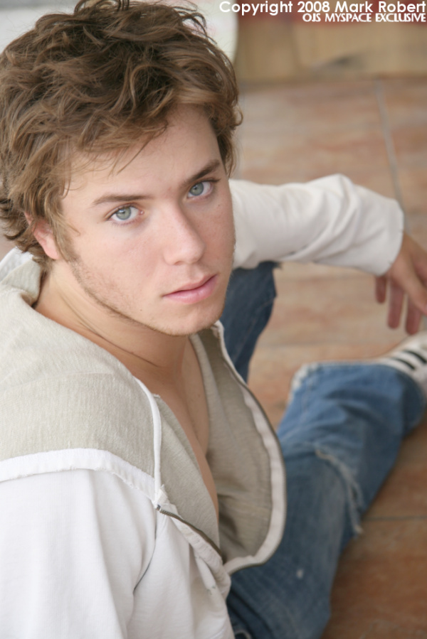 Picture of Jeremy Sumpter