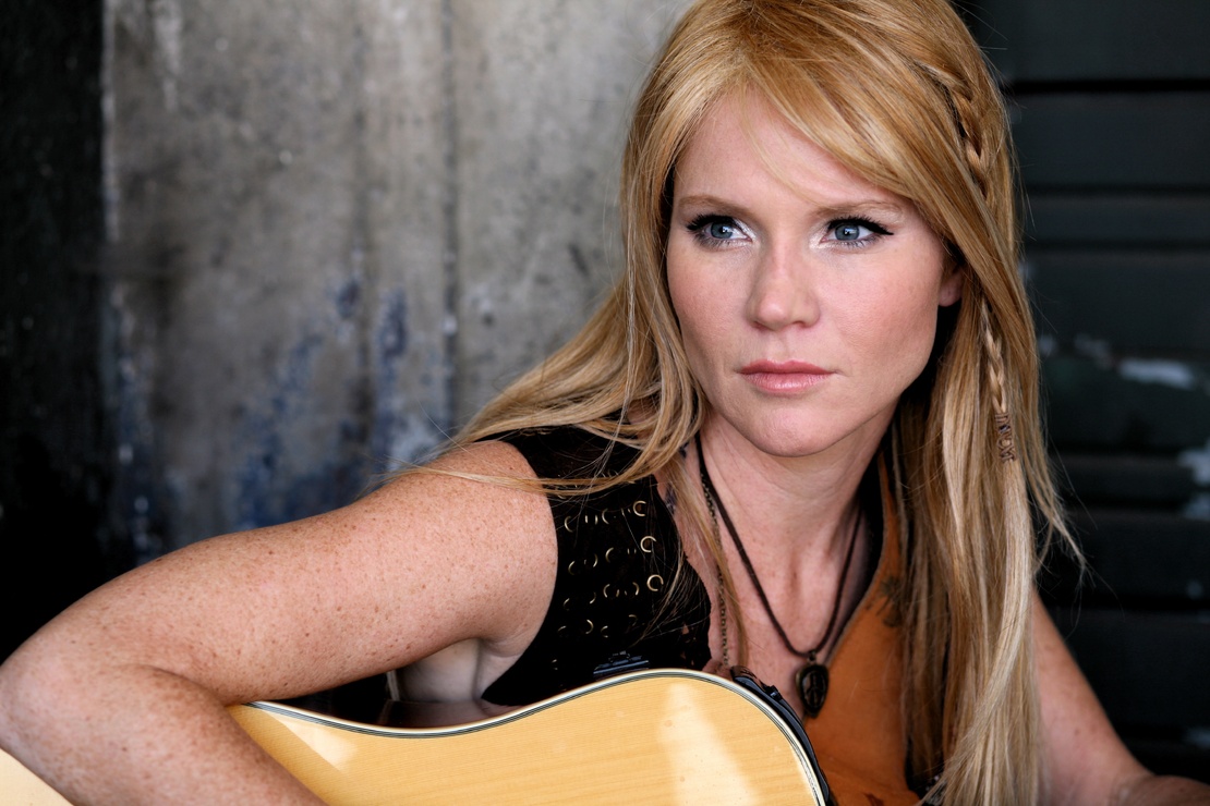 Picture of Tara Buck