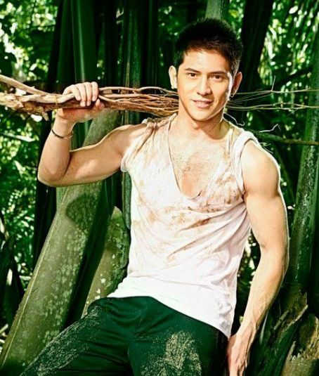 Picture of Ahron Villena