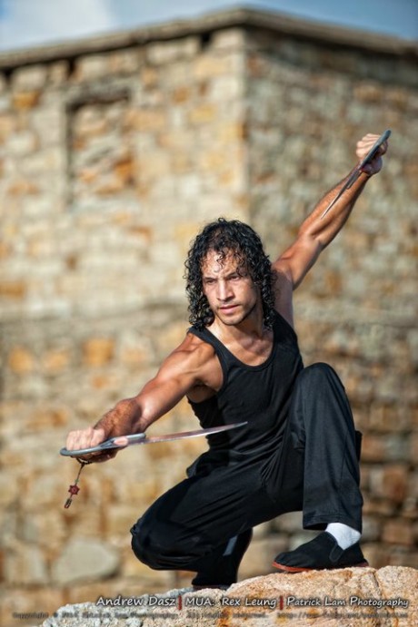 ACTOR, FIGHT CHOREOGRAPHER & STAGE COMBAT COACH IN