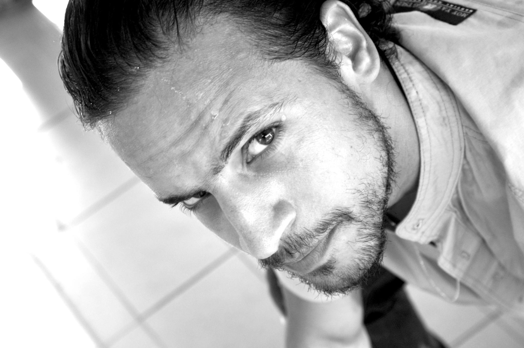 ANDREW DASZ: ACTOR ARGENTINO EN HONG KONG