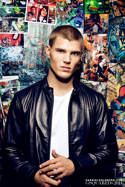 Image of Chris Zylka