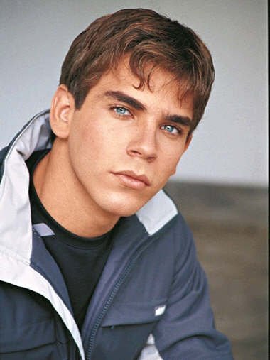 Picture of Carlos Álvarez