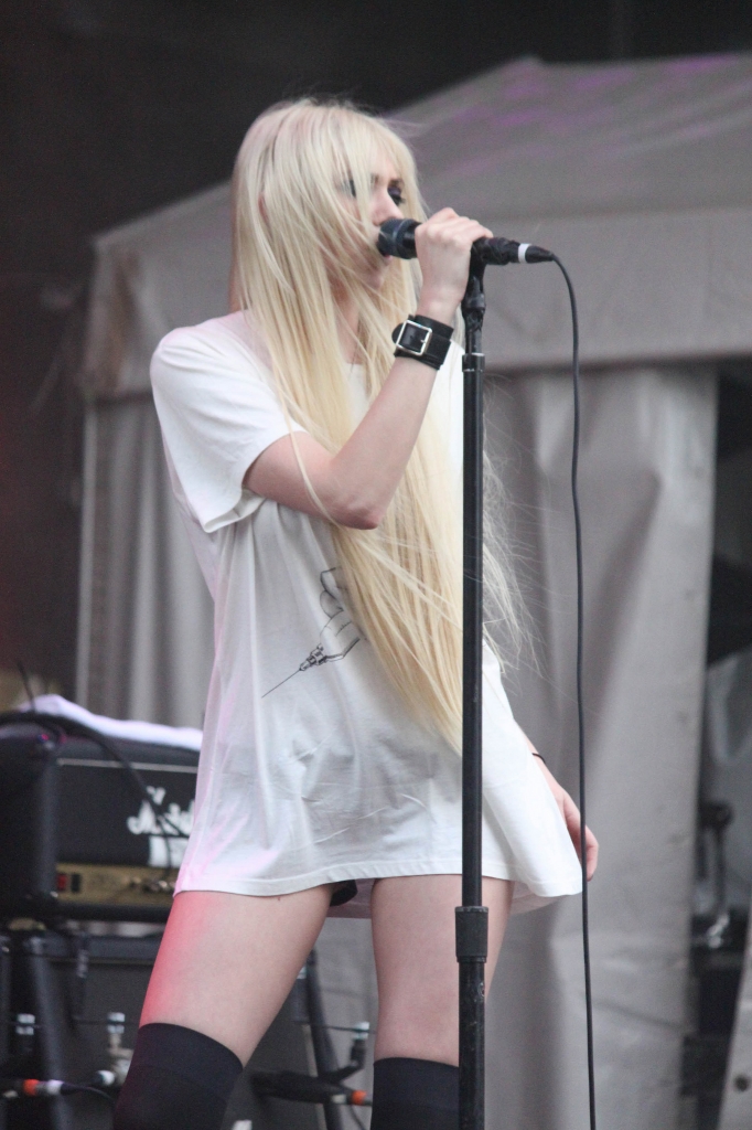 Picture of Taylor Momsen