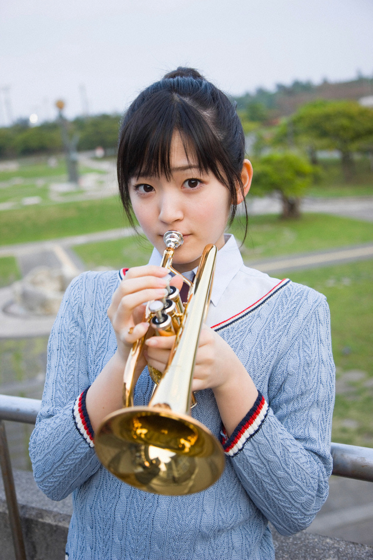 Picture of Airi Suzuki