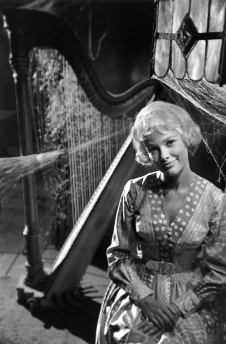 Picture of Beverley Owen