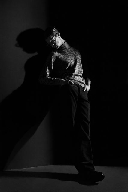 Theo Hall picture